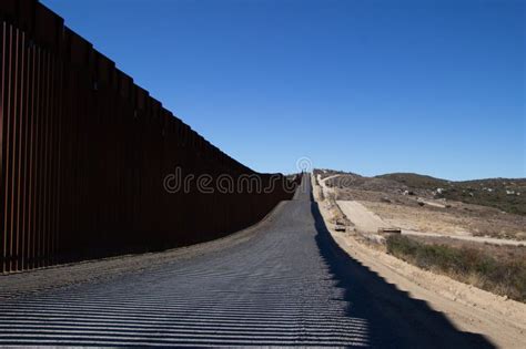 Us Border Wall Stock Image Image Of Landscape Campo 276947413