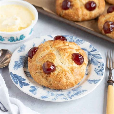 Easy Victoria Scones Recipe Effortless Foodie