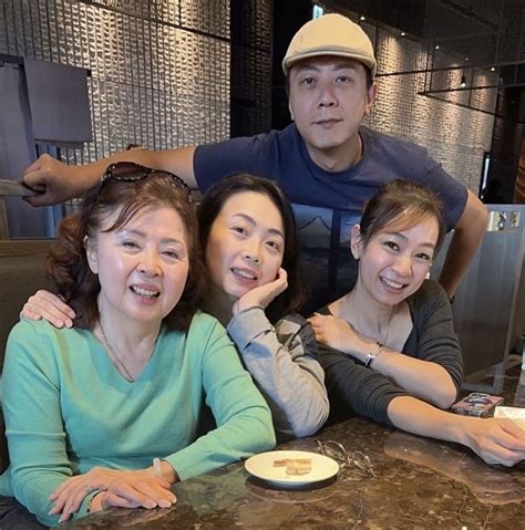 廖峻二女兒開嗆楊小姐「侵門踏戶」 不忍了決定提告原因曝:給過機會了 娛樂星聞 廖峻二女兒開嗆楊小姐「侵門踏戶」 不忍了決定提告原因曝:給過機會了 娛樂星聞