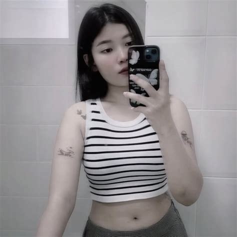 Jittima Thong In Moji 1401 • Threads Say More