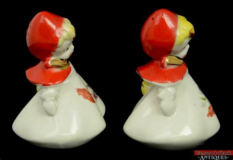 Pair Vintage Hull Little Red Riding Hood Basket Poppy Salt And Pepper