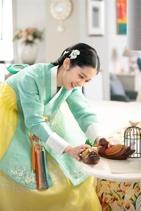 더쿠 드라마 끝나고 관계자가 올려준 장나라 한복 미공개 사진