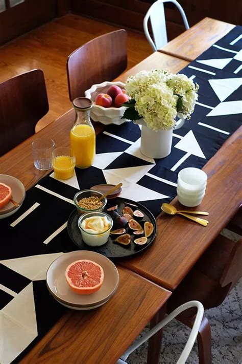 Sew Together A Geometric Table Runner Hunker Modern Table Runners Geometric Table Table