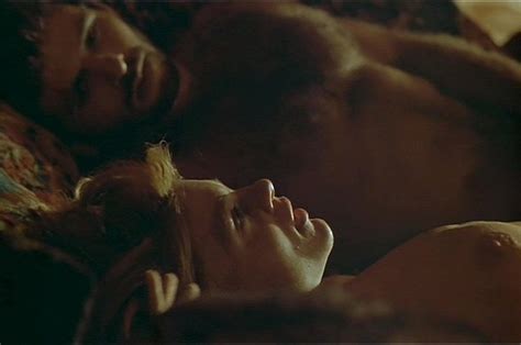 Zoe Trilling Nude Pics Page