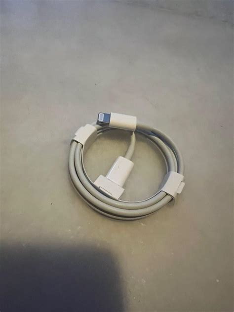 USB C To Lightning Cable 1M Mobile Phones Gadgets Mobile Gadget Accessories Chargers