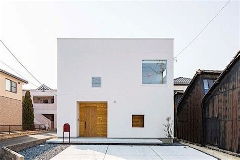 シンプルなのにかっこいい！憧れの白いキューブ型の住宅まとめ 建築 家を建てる ローコスト住宅