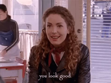 U Look Good S Find And Share On Giphy