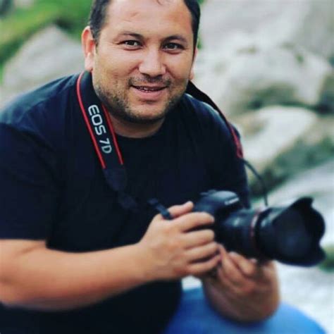 Rustam Photographer Rustamphotographer • Threads Say More