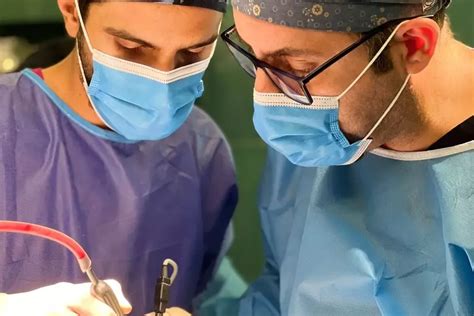 وبسایت رسمی دکتر کیوان آقازاده