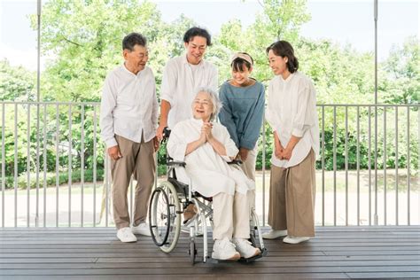 【2024年度改定対応】通所介護 デイサービス の認知症加算とは？ けあタスケル 訪問介護、通所介護などのお役立ち情報・書式が満載