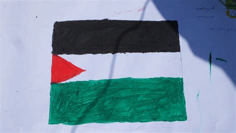 ۲۰ ایده کودکانه نقاشی پرچم فلسطین برای مدرسه ستاره
