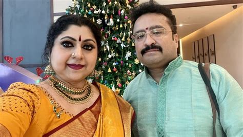 Singer Binni Krishnakumar Recalls Her Love Story With Krishnakumar That