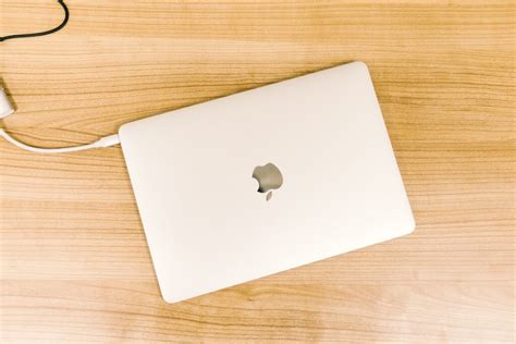 Is It Bad To Keep MacBook Pro Plugged In Decortweaks