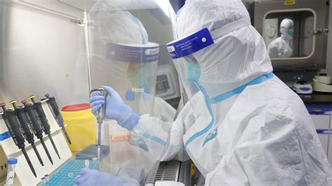 国家卫健委：昨日新增本土4988 22859 绿政公署 澎湃新闻 The Paper