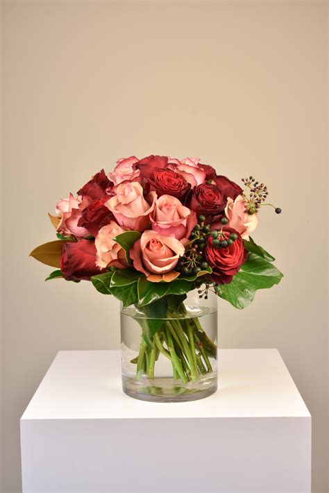 Buy Ruby Flowers Online Ruby Flowers Ruby Flower Bouquet Scentsation Bouquets