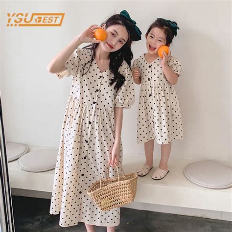 가족 매칭 복장 엄마와 딸 드레스 여름 반팔 웨이브 포인트 드레스 가족 의류가족 맞춤 의상 Aliexpress