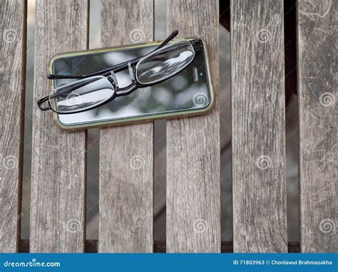 Old Mobile Handy Telephone Touchscreen And Reading Glasses Stock Image Image Of Beauty Blank