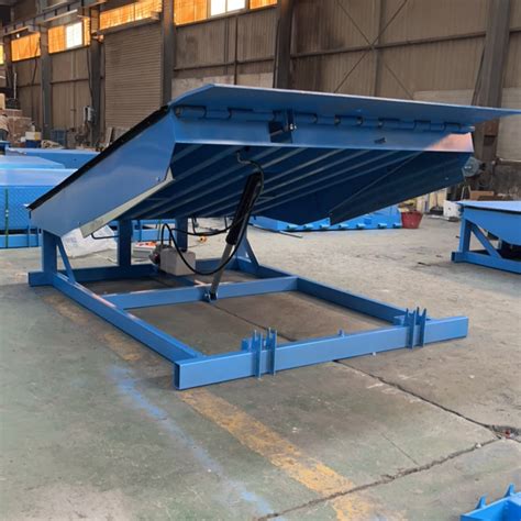 Electric Stationary Loading Truck Container Dock Ramp For Logistics Loading Bays Stationary