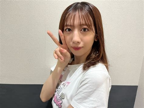 私立恵比寿中学（エビ中） On Twitter この後19 30～生配信🐾 まやあに300 ゲストに 新しい学校のリーダーズ Kanon さんをお迎えします💐 アニメ語りはもちろんの