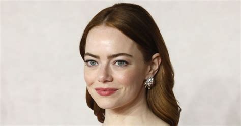 Emma Stone Unrecognisable As She Debuts Drastic Pixie Cut For Golden