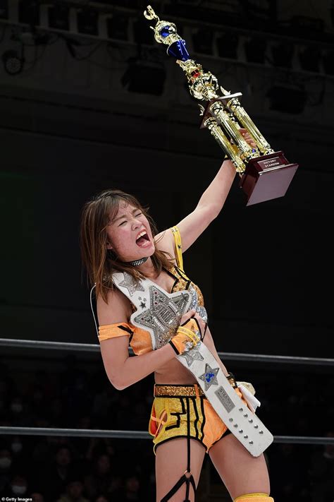 Ask Her Ref The Girls Of All Women Japanese Wrestling Company Show Off