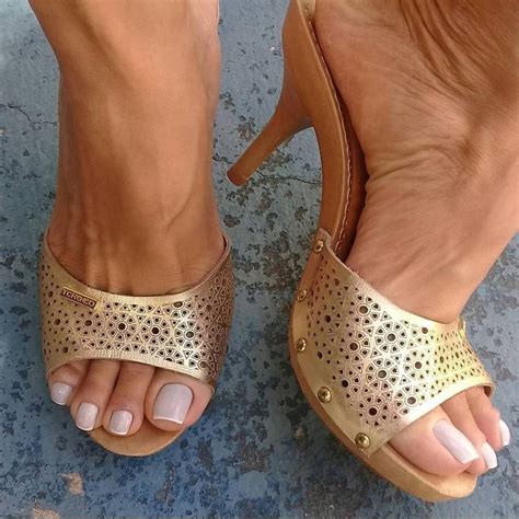Pin On Mules Shoes Feet