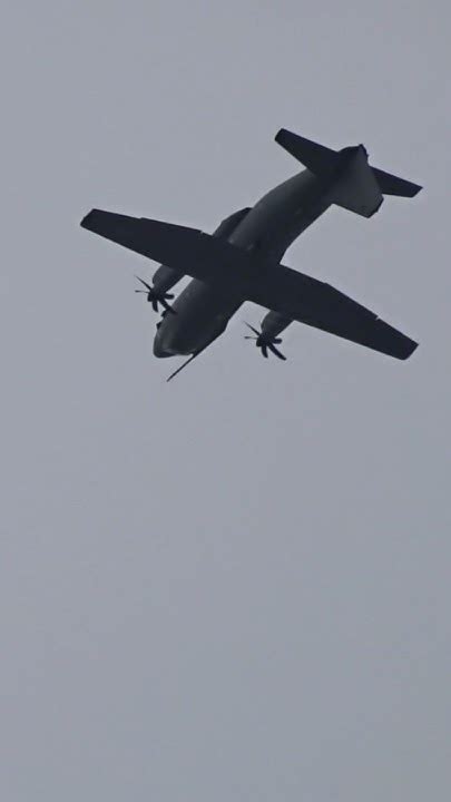 C27 Spartan Doing Things No Cargo Transporter Should Be Able To Do Riat 2025 Youtube