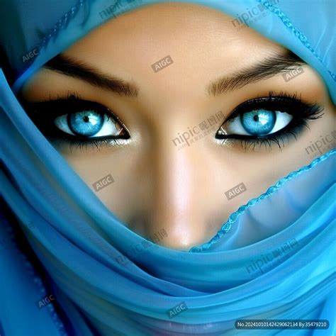Ai创作图穆斯林女孩 大眼睛美女 女孩儿眼睛 金色眼睛眼界世界 美女眼睛插画 沙特阿拉伯女性 女孩眼睛面部特写 深邃眼神美女 阿拉伯女性 蓝色星空眼 阿拉伯女子 写实眼睛 Eyes的肖像 逼真
