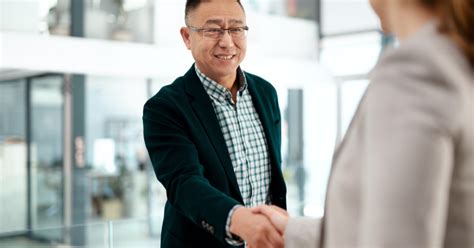 strategies for finding and hiring the best java developers saaslyft