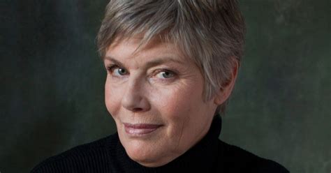 Top Gun Star Kelly Mcgillis Assaulted By Intruder At Her North