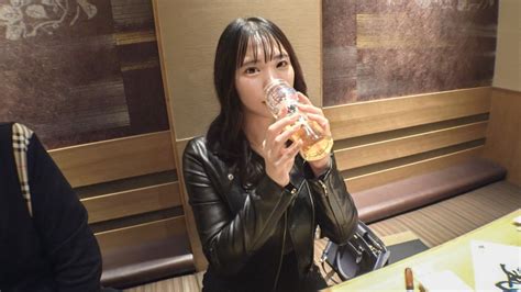 「マジ軟派、初撮。 2152 Ysp ヤリ捨てポイ ガールをナンパしちゃいました！今カレ元カレと3p経験ありのイケイケ女子は揺れるg乳を武器に