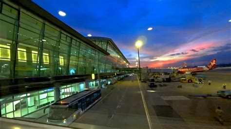 越南胡志明市新山一國際機場2 2 Tan Son Nhat International Airport Ho Chi Minh City
