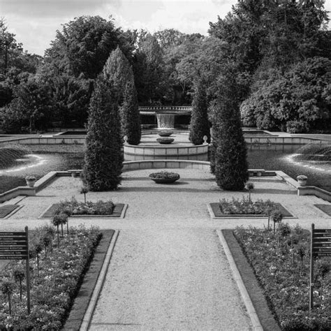 Le Jardin Du Château Darcen Cronhill