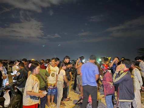 គ្រោះថា្នក់ចរាចរណ៍រថយន្តក្រុងដឹកអ្នកដំណើរប៉ះជាមួយម៉ូតូបណ្តាលឲ្យបុរសម្នាក់ស្លាប់នៅនឹងកន្លែង