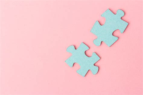 텍스트와 분홍색 배경에 디자인에 대한 빈 공간이있는 파란색 퍼즐 조각 개념에 대한 스톡 사진 및 기타 이미지 개념 개념과 주제 개체 그룹 Istock