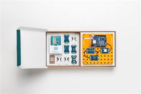 arduino plug and make kit uno r4 and 7 modulino sensors for iot