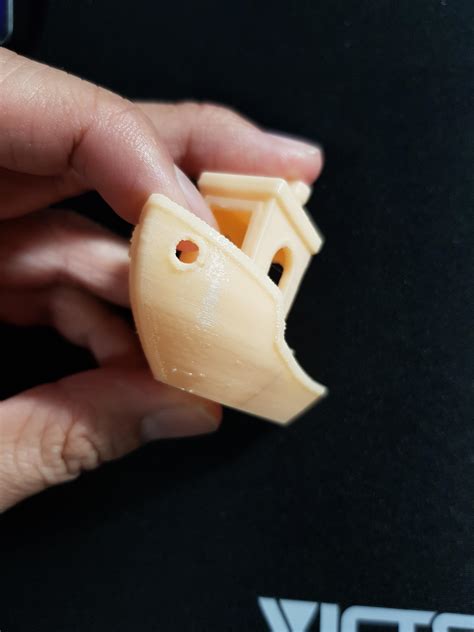 zits only on one side of benchy r fixmyprint
