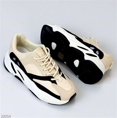 Кроосівки — ціна 1260 грн у каталозі Кросівки Купити жіночі речі за доступною ціною на Шафі