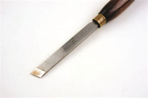 Thoughts On A Skew Chisel Woodworkers Institute