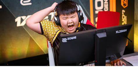 The Mongolz ДЭЛХИЙН АВАРГЫН Elimination Stage ШАТАНД ШАЛГАРСАН МОНГОЛЫН АНХНЫ БАГ БОЛЛОО