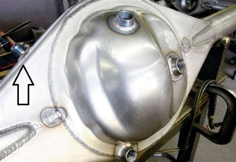 Differential Resevoir Overflow Tank