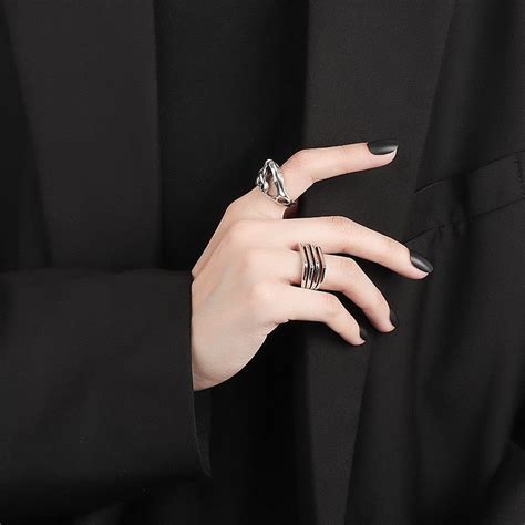Liquid Mercury Ring Liquid Mercury Ring