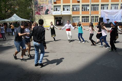 Първа английска езикова гимназия First English Language School