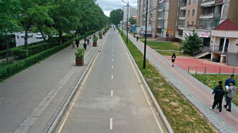 СХД ийн 1 дүгээр хороолол таван метрийн өргөн 1 5 км дугуйн замтай