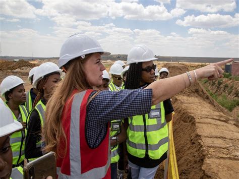 Menar Training Programme Combines Mining And Media