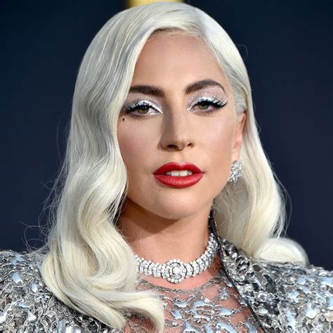 Cut Crease La Nueva Tendencia De Belleza Para Llevar Tus Ojos Al Otro Nivel Grazia México Y