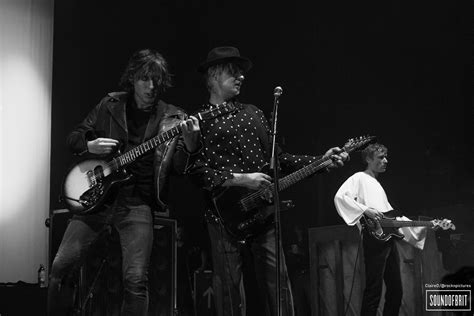 Les Libertines L Olympia C Est Pas Brouillon C Est Rock