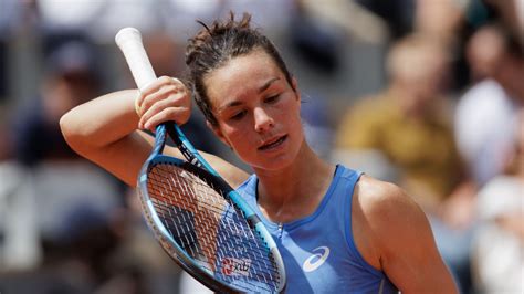 Qui Est Loïs Boisson La Française Qui Vient De Marquer Lhistoire De Roland Garros Vogue France