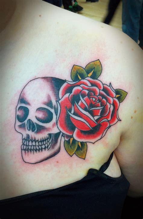 Rose Tattoos Skull And Rose Tattoo