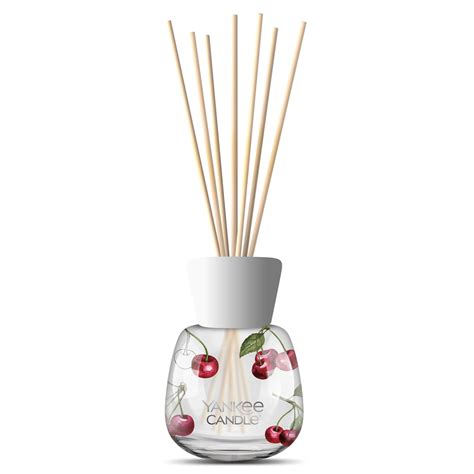 Black Cherry Signature Reed Diffuser 100ml Yankee Candle Site